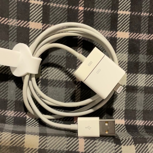 Apple | Cell Phones & Accessories | Apple 3 Pin Old St Generation ...